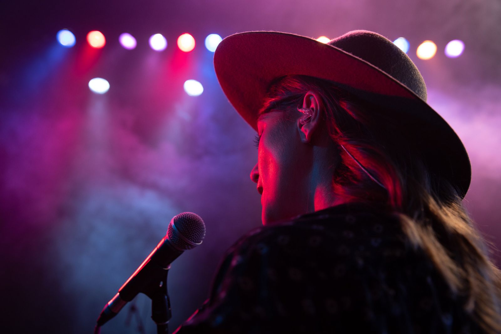An Introduction To In Ear Monitoring Shure USA An Introduction To In Ear Monitoring Shure USA